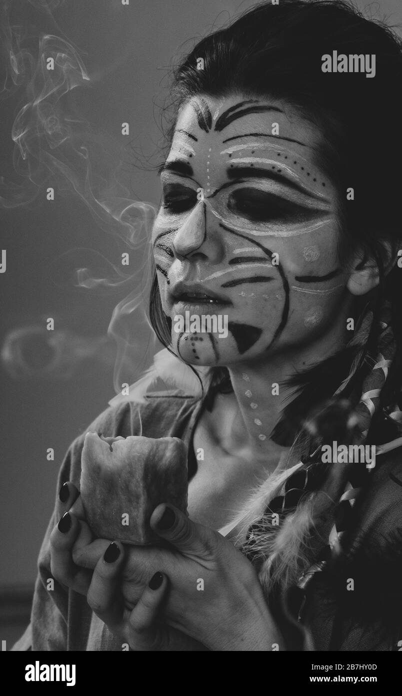 Candle smoke hi-res stock photography and images - Alamy