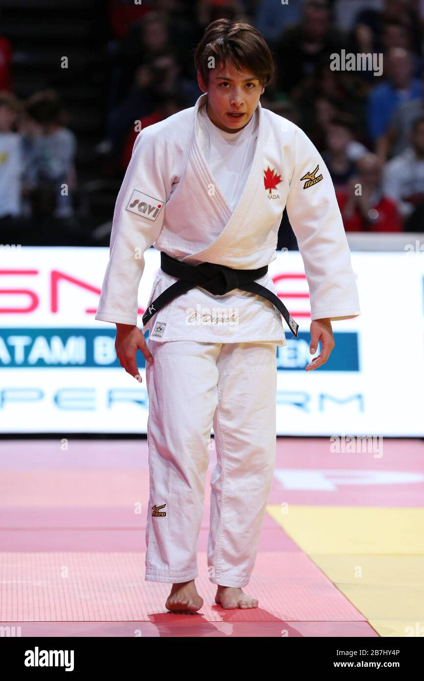 Christa deguchi hi-res stock photography and images - Alamy