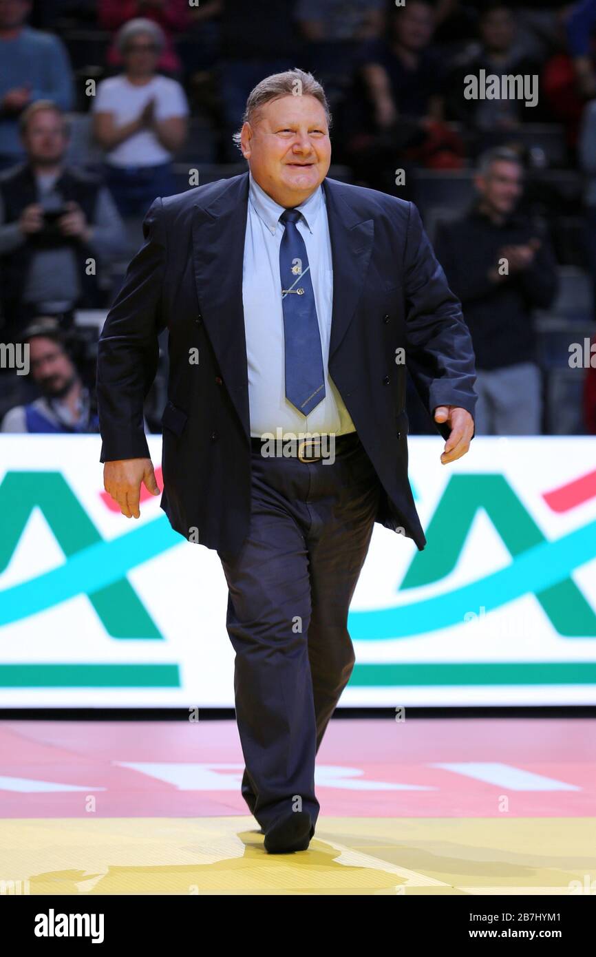 Paris grand slam judo hi-res stock photography and images - Alamy