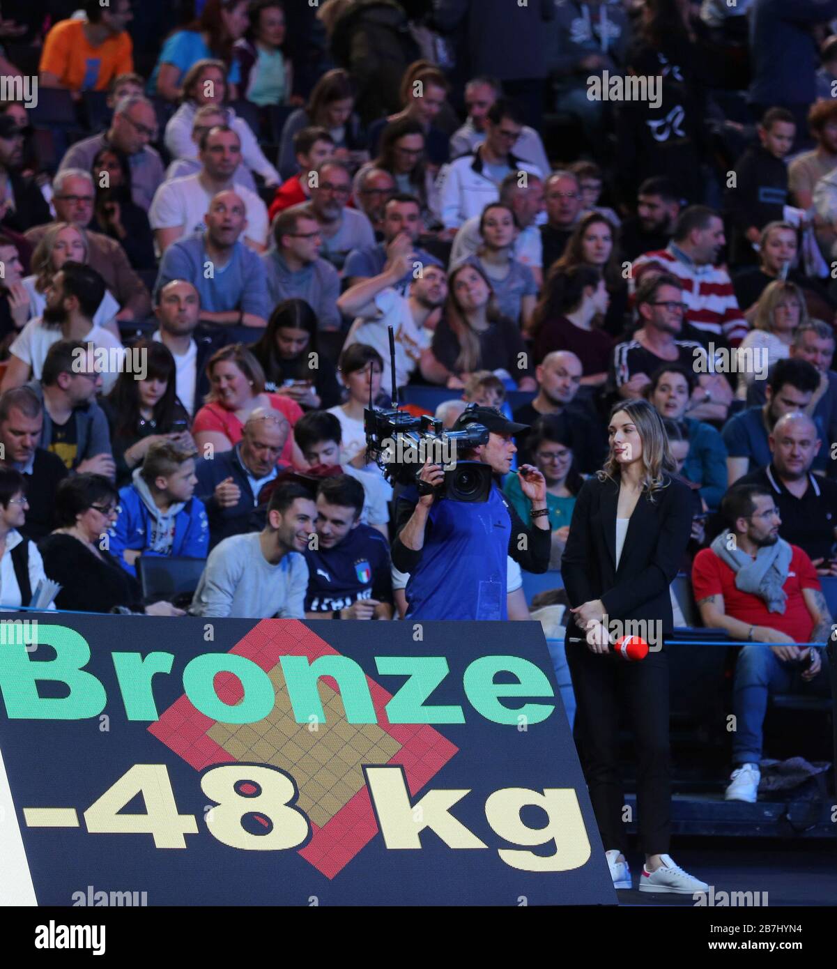 Paris grand slam judo hi-res stock photography and images - Alamy