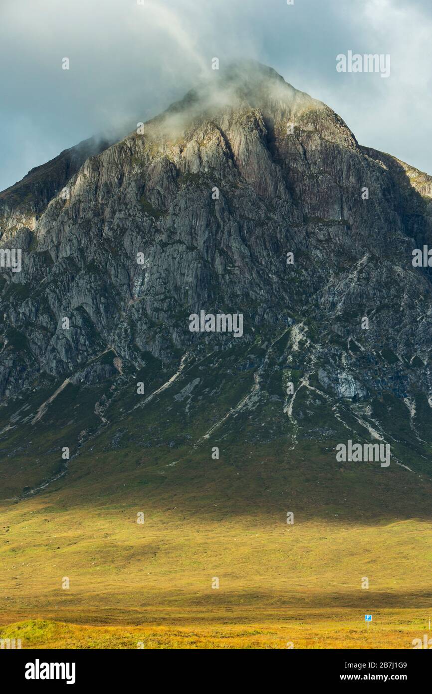 Craggy face hi-res stock photography and images - Alamy