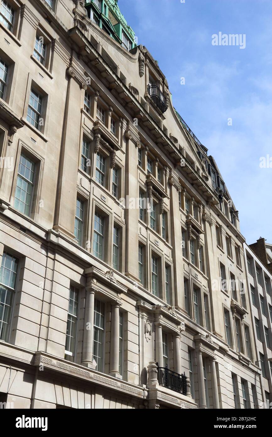 Old vintage building hi-res stock photography and images - Alamy