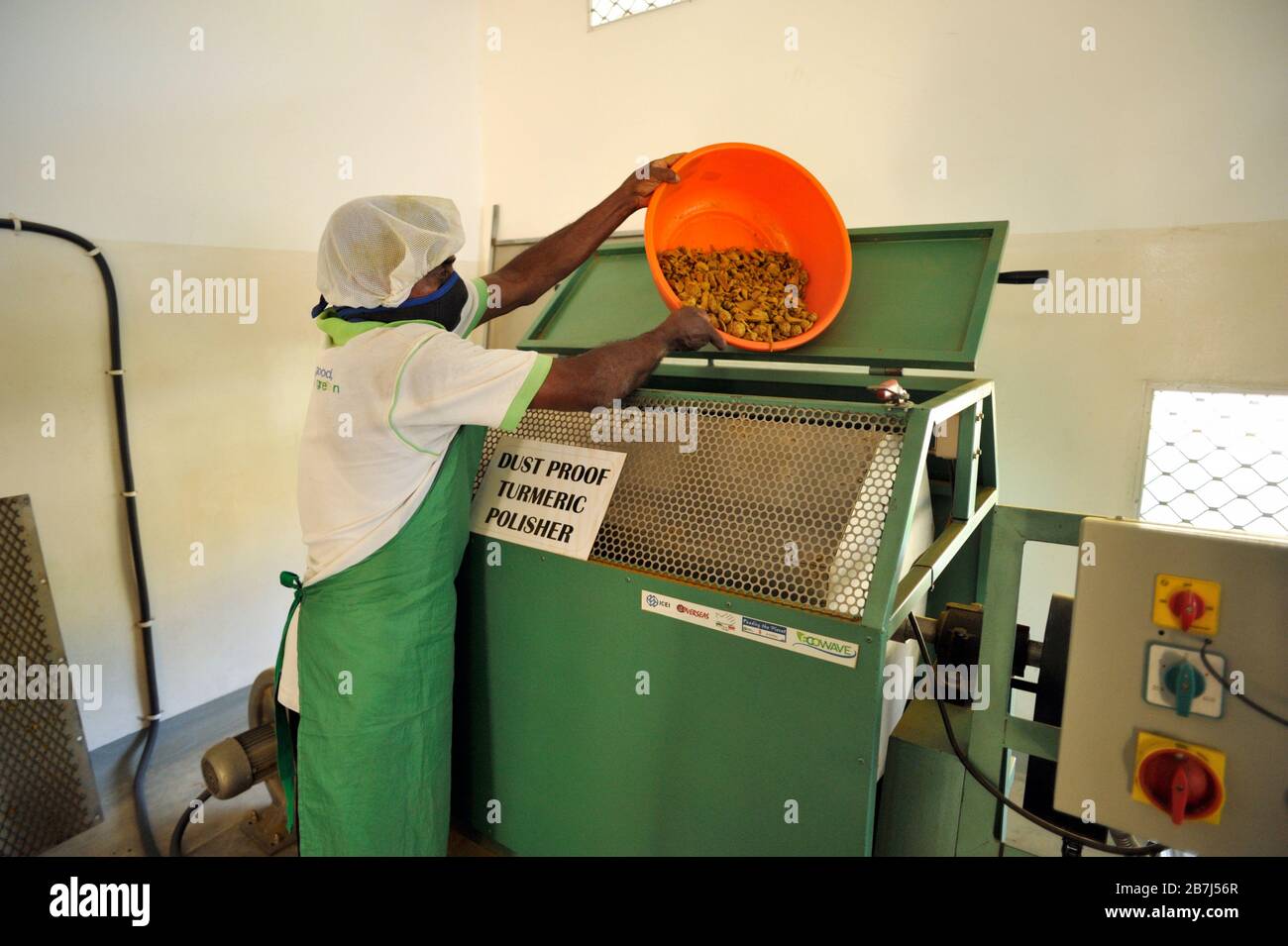 Turmeric washing process hi-res stock photography and images - Alamy