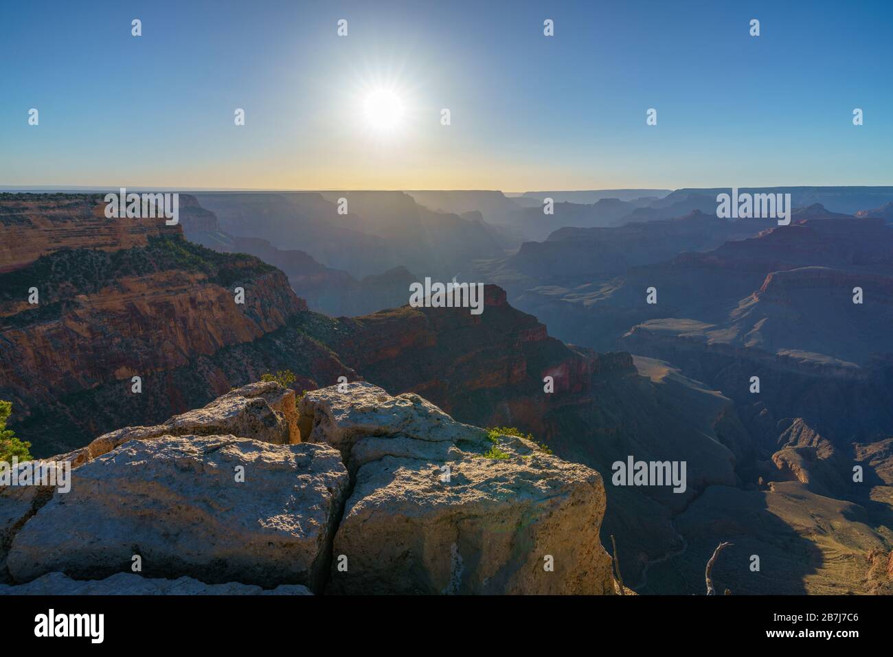 sunset at the hopi point in grand canyon national park in arizona in ...