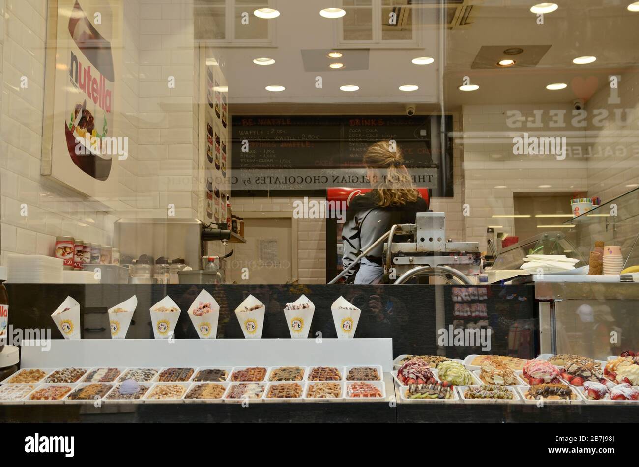 Waffle display brussels belgium hi-res stock photography and images - Alamy
