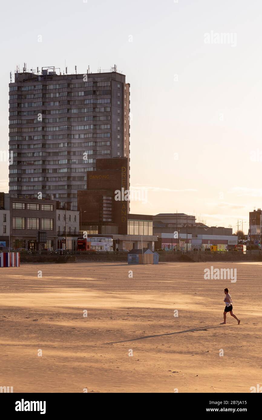Margate tower block hi-res stock photography and images - Alamy