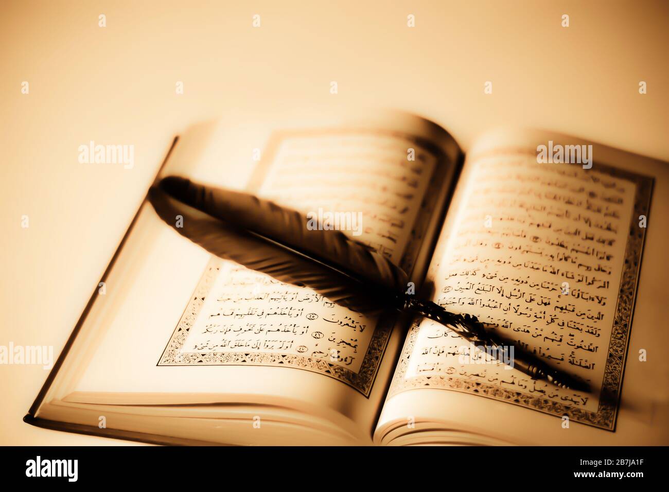 Arabic calligraphy iraq hi-res stock photography and images - Alamy