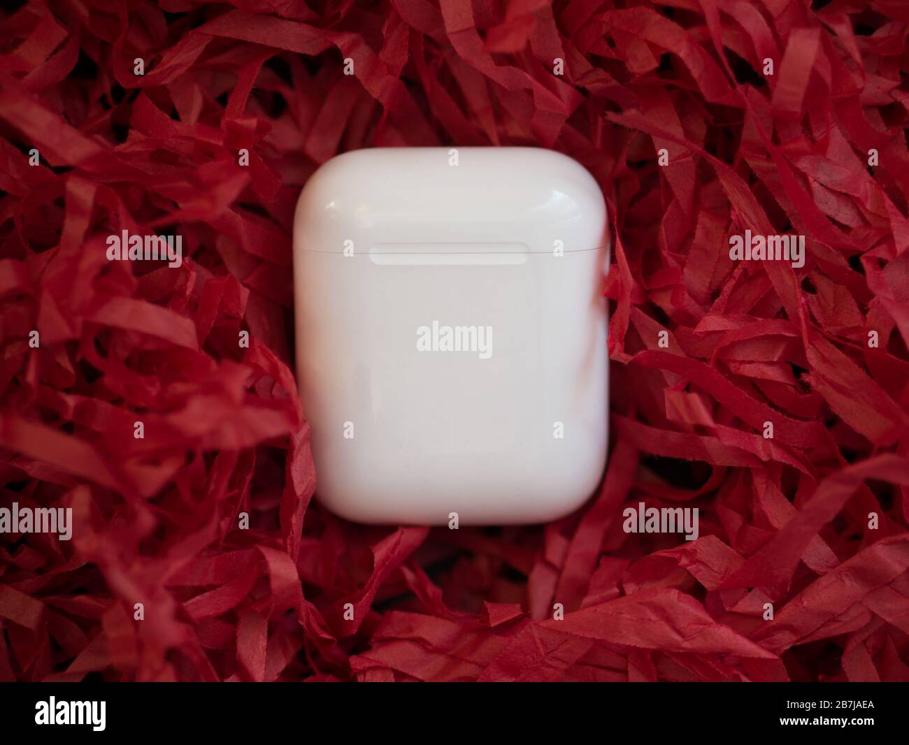 Wireless headphones in the charging box, air pods convenient ...
