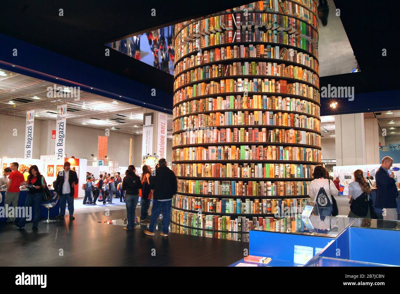 The largest bookstore in europe hi-res stock photography and images - Alamy