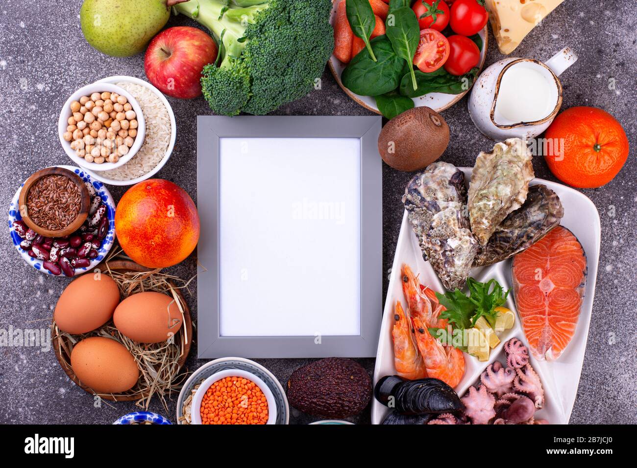 Pescetarian diet with seafood, fruit and vegetables Stock Photo - Alamy
