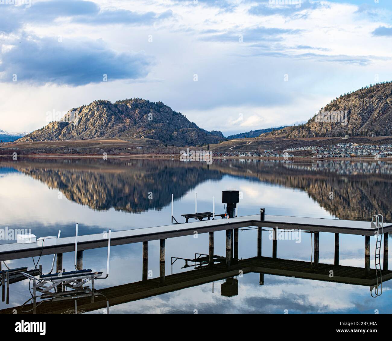 Dock on Osoyoos Lake, Osoyoos, British Columbia, Canada Stock Photo - Alamy
