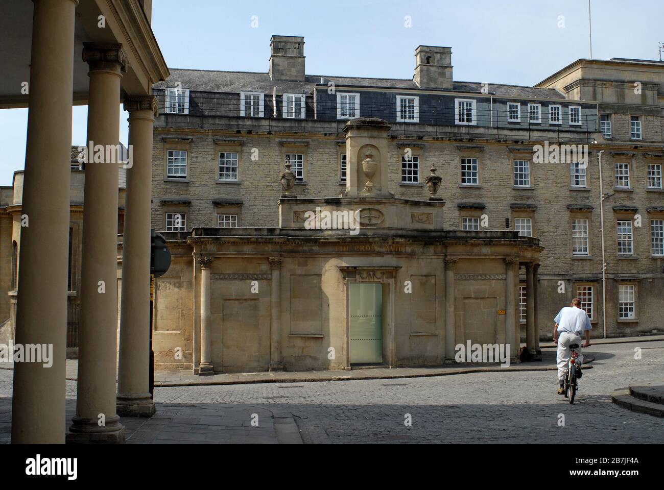 0949 The Cross bath, The Thermae Bath Spa, the hetling Pumo Room, Hot ...