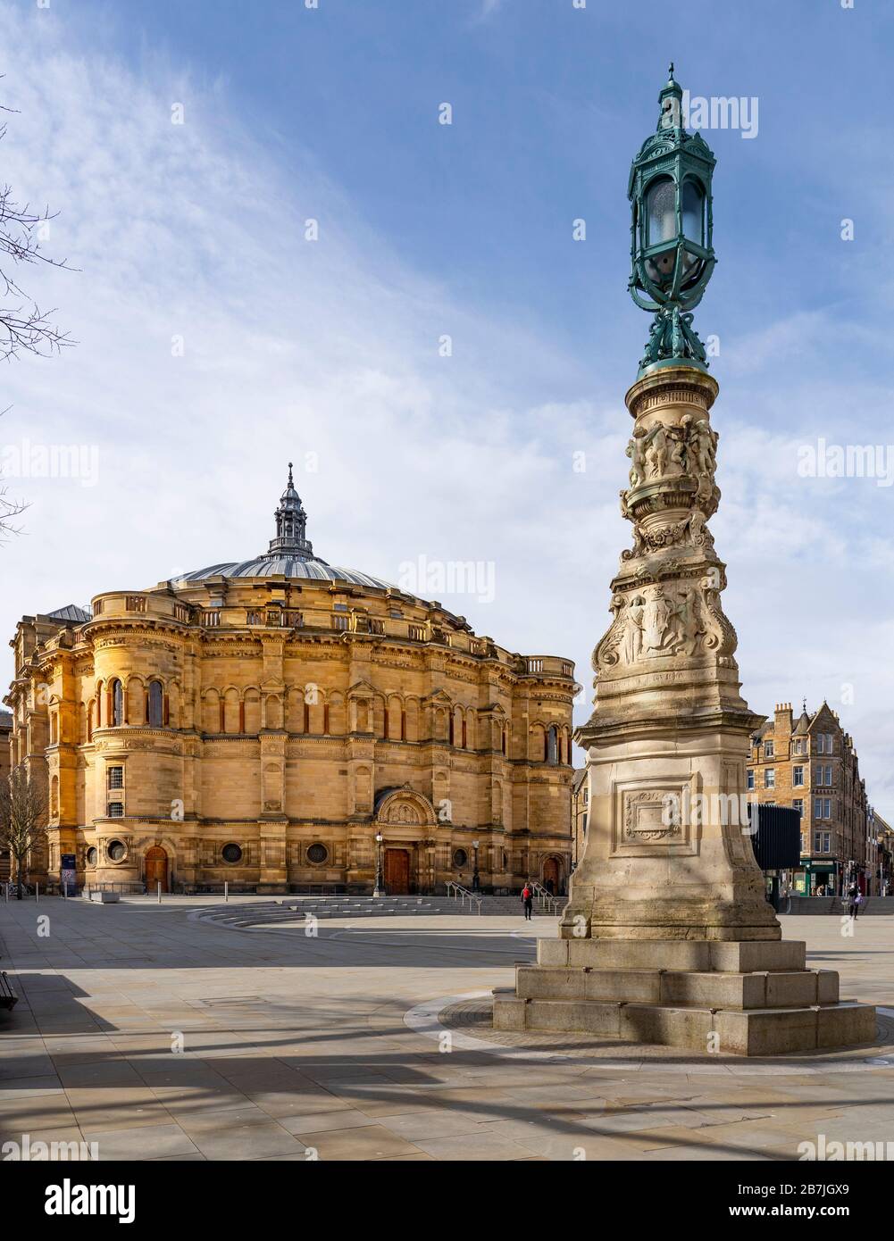 View of Bristo Square and the McEwan Hall on Edinburgh University ...