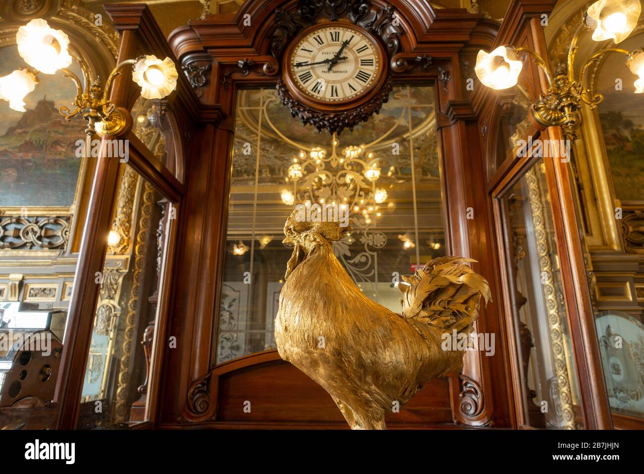 Le Train Blue the blue train restaurant Paris France Stock Photo - Alamy