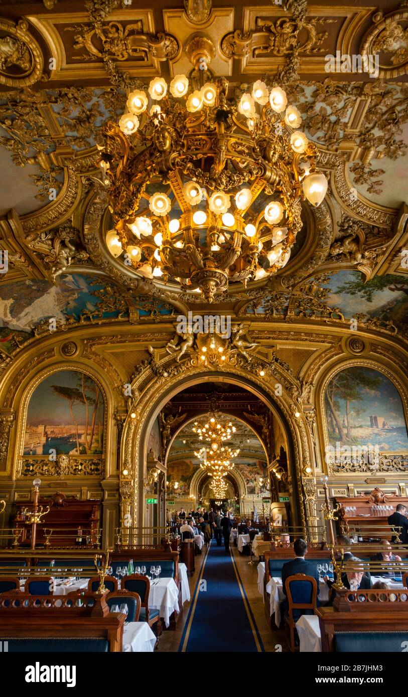 Le Train Blue the blue train restaurant Paris France Stock Photo - Alamy