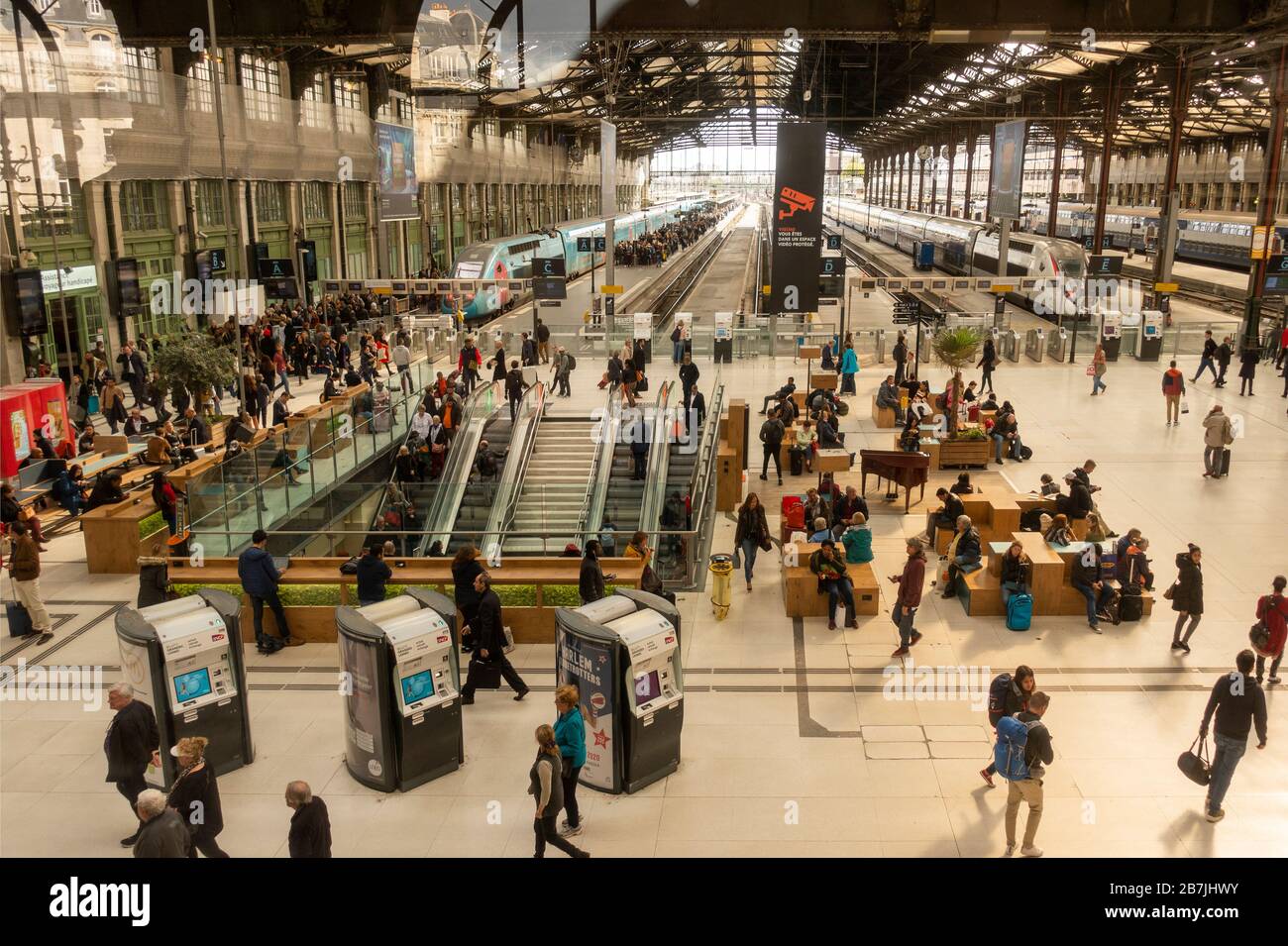 Gare du Nord train station in Paris France Stock Photo - Alamy