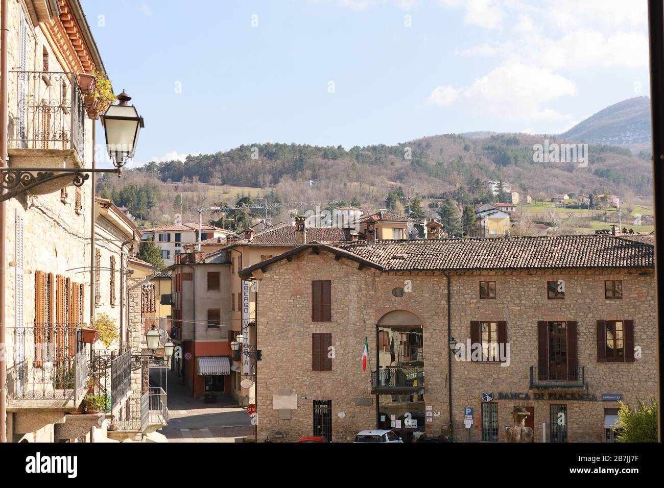 Zavattarello, village, medieval Stock Photo - Alamy