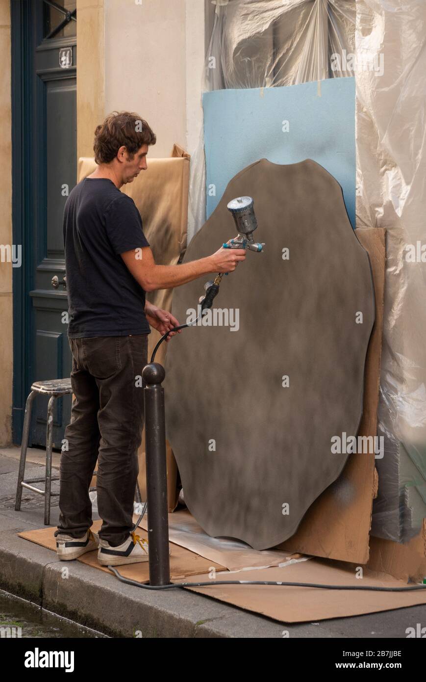 Construction worker paris hi-res stock photography and images - Alamy