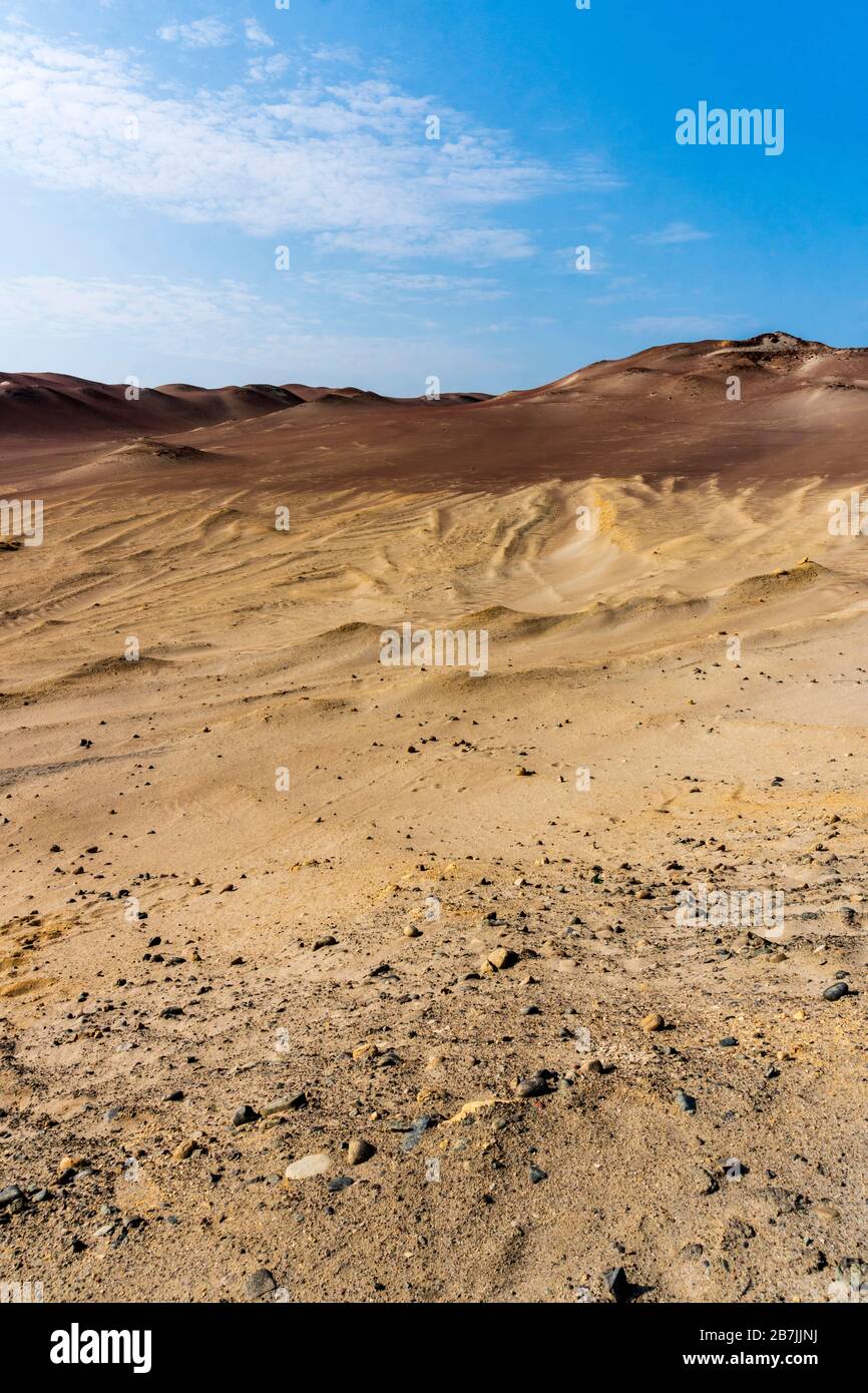 Paracas National Reserve,Cerro Colorado archaeological zone, Paracas ...