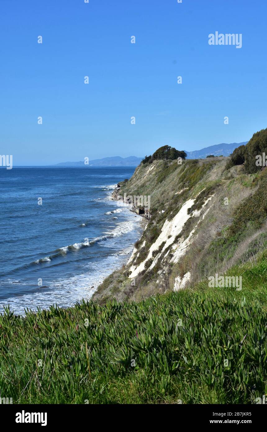 Beautiful views of the shore and bluffs in California Stock Photo - Alamy