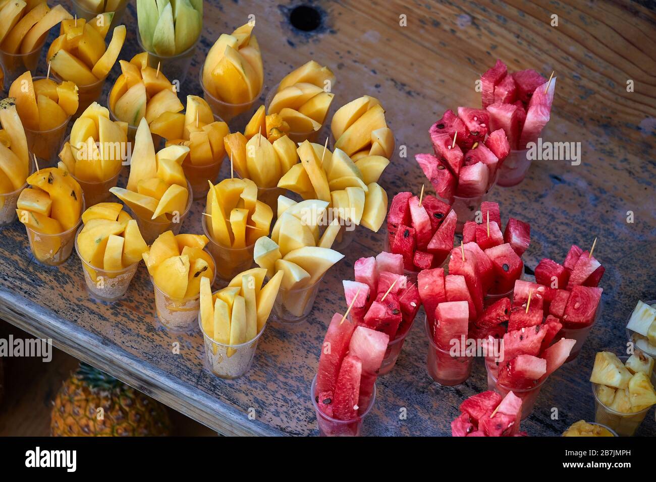 Street food fruit chopped hi-res stock photography and images - Alamy