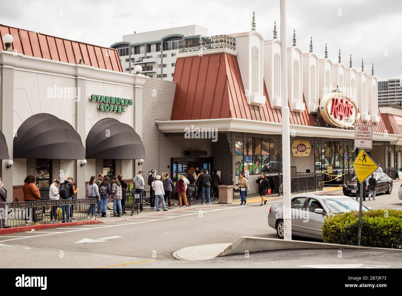 Ralphs sign hi-res stock photography and images - Alamy
