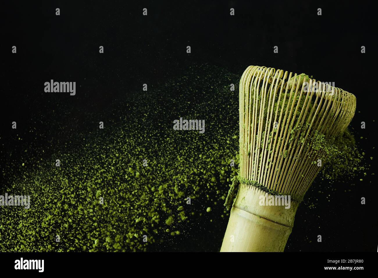 Japanese matcha green tea for healthy lifestyle design. Organic green ...