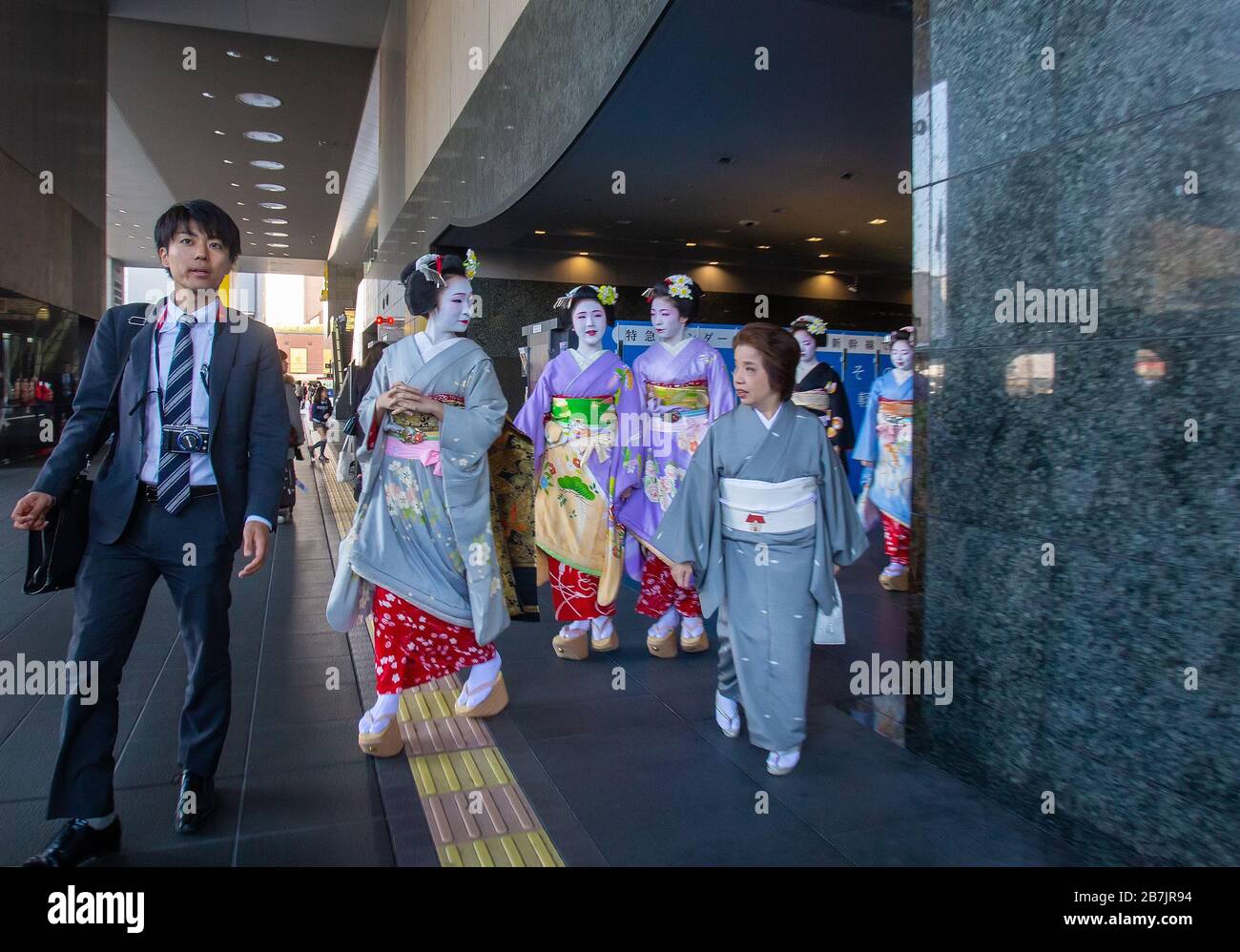 Futuristic train hi-res stock photography and images - Alamy