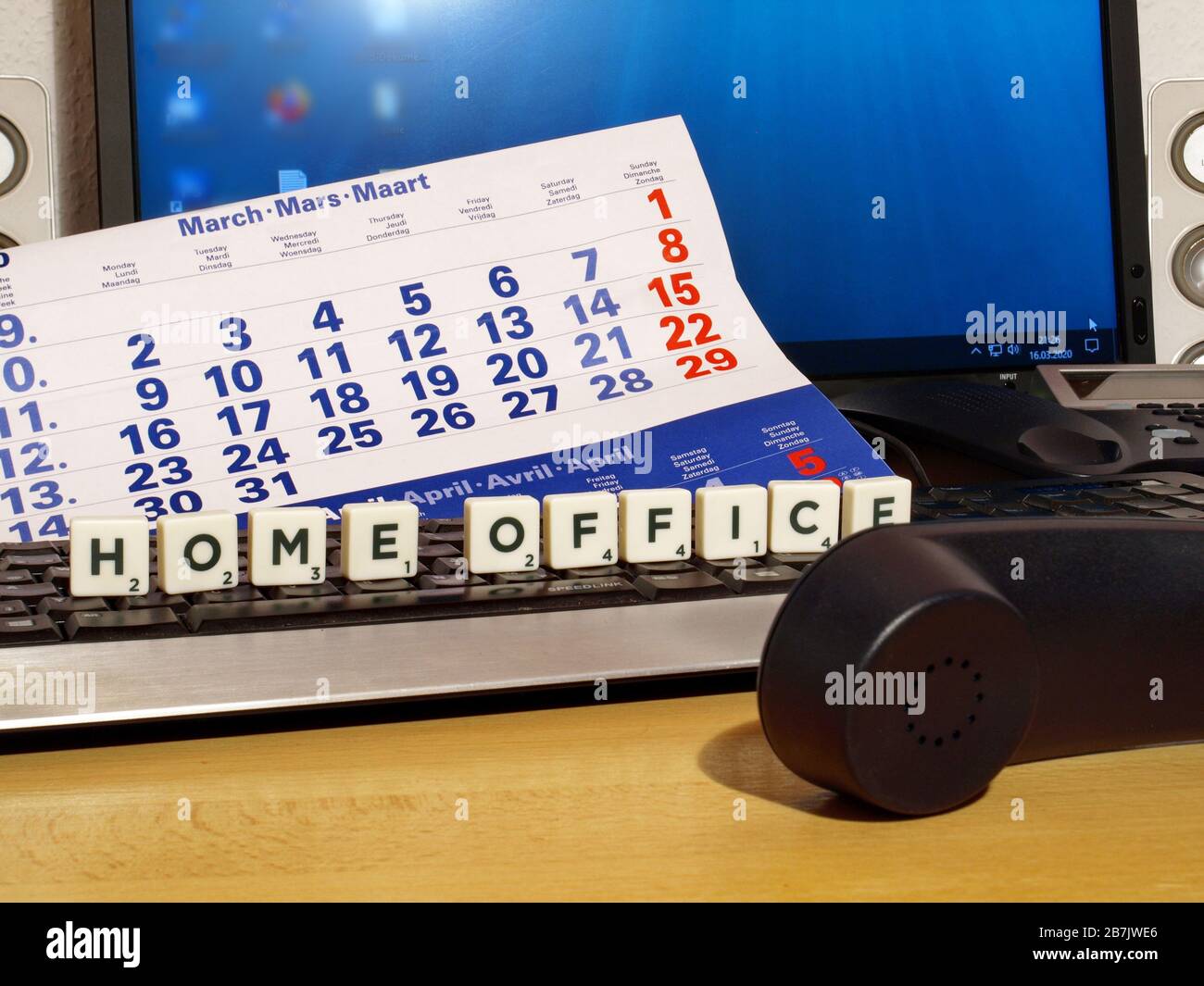 China work from home hi-res stock photography and images - Alamy