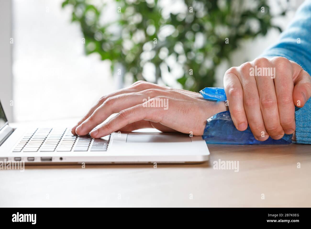 Prolonged computer use hi-res stock photography and images - Alamy