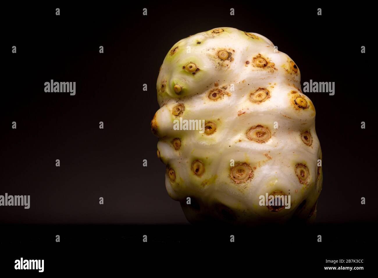 Nono fruit hi-res stock photography and images - Alamy