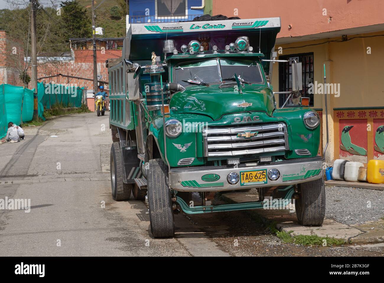 Old lorry on a street Stock Photo - Alamy