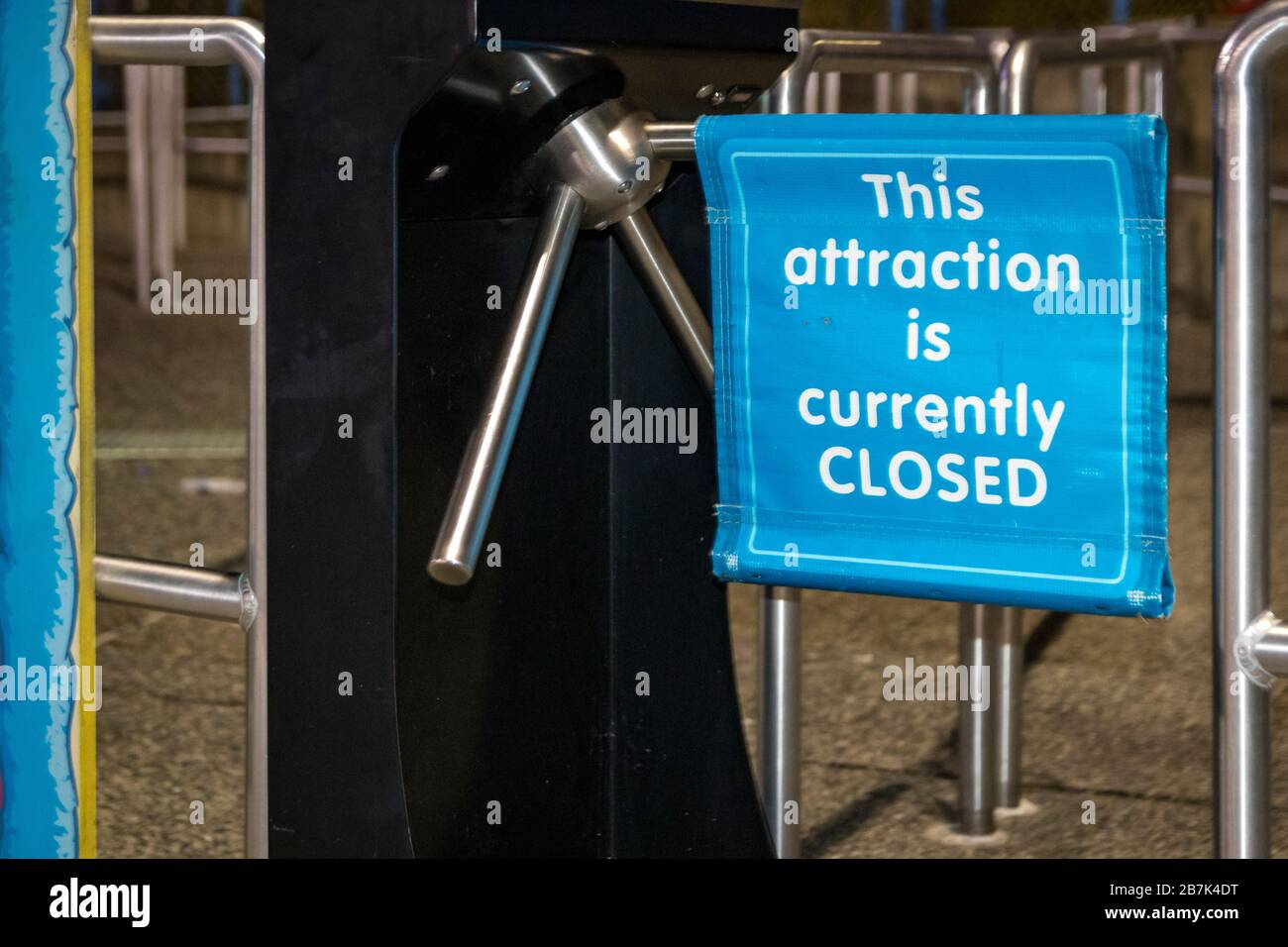 Theme park ride sign hi-res stock photography and images - Alamy