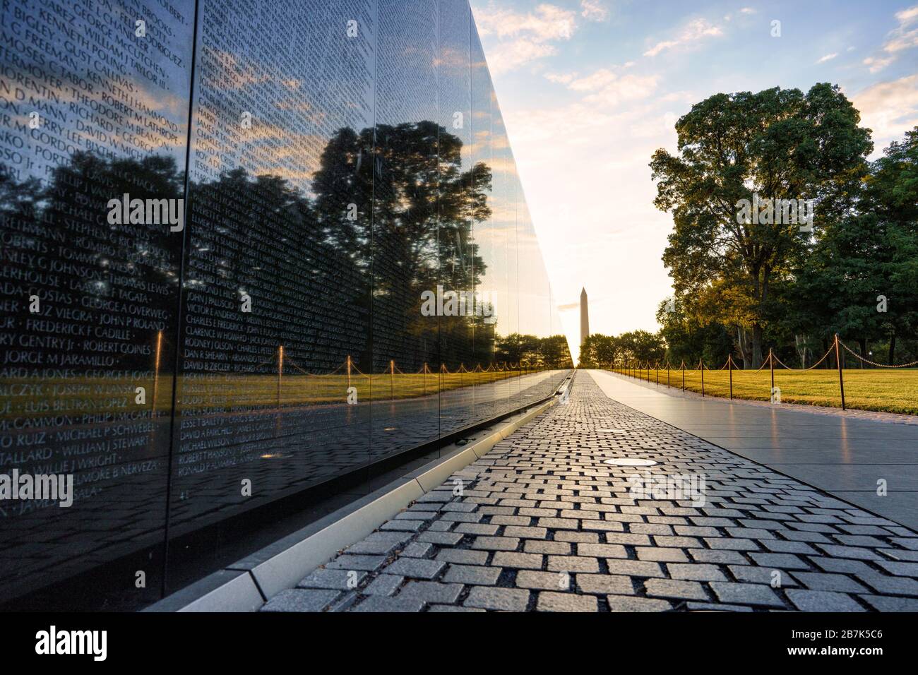 Who Designed The Vietnam Memorial Wall The Wall That Heals Comes To