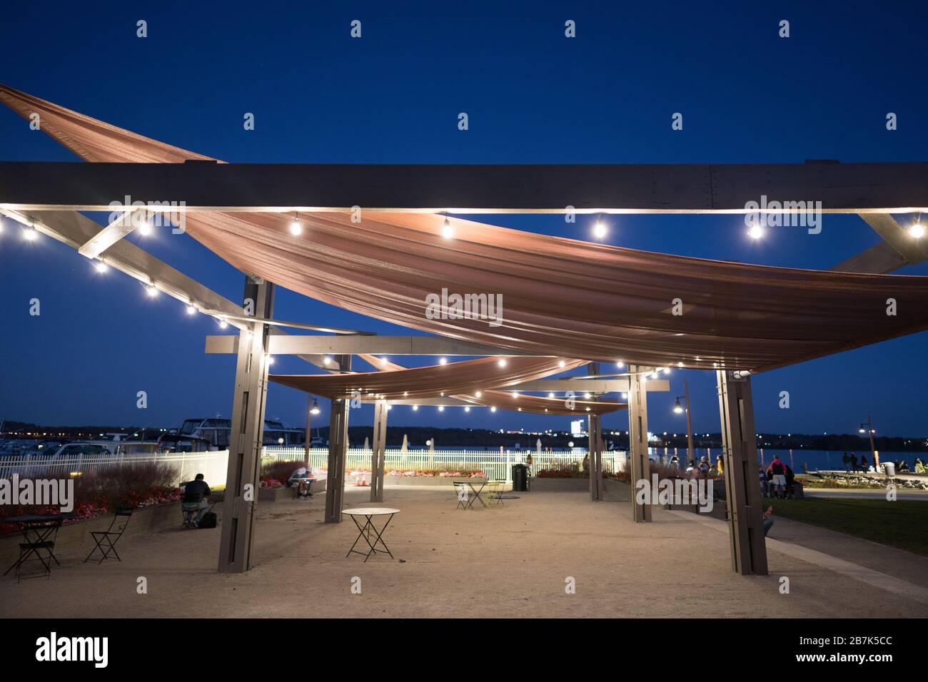 Old town alexandria nighttime hi-res stock photography and images - Alamy