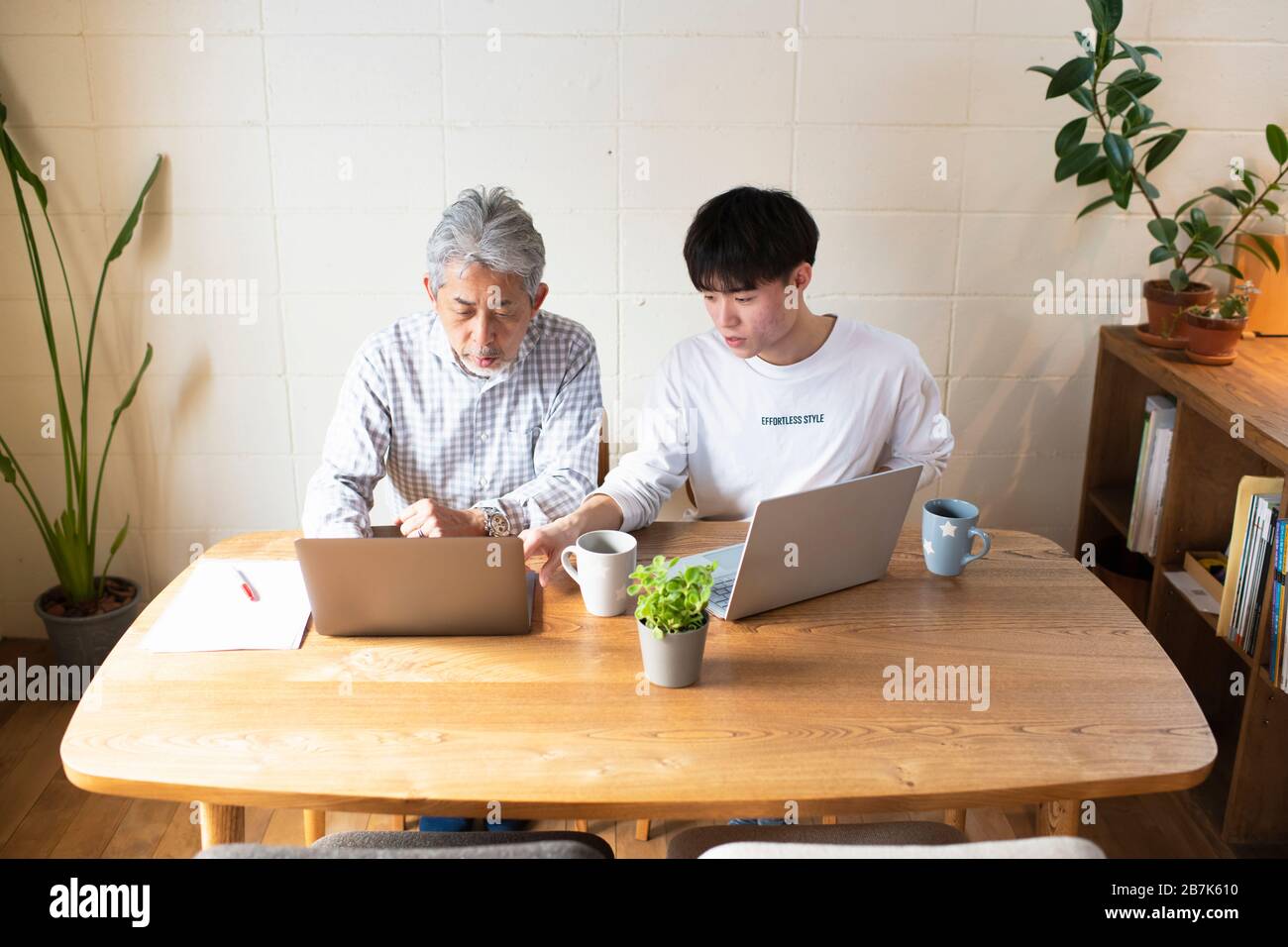 Instructed to do so hi-res stock photography and images - Alamy