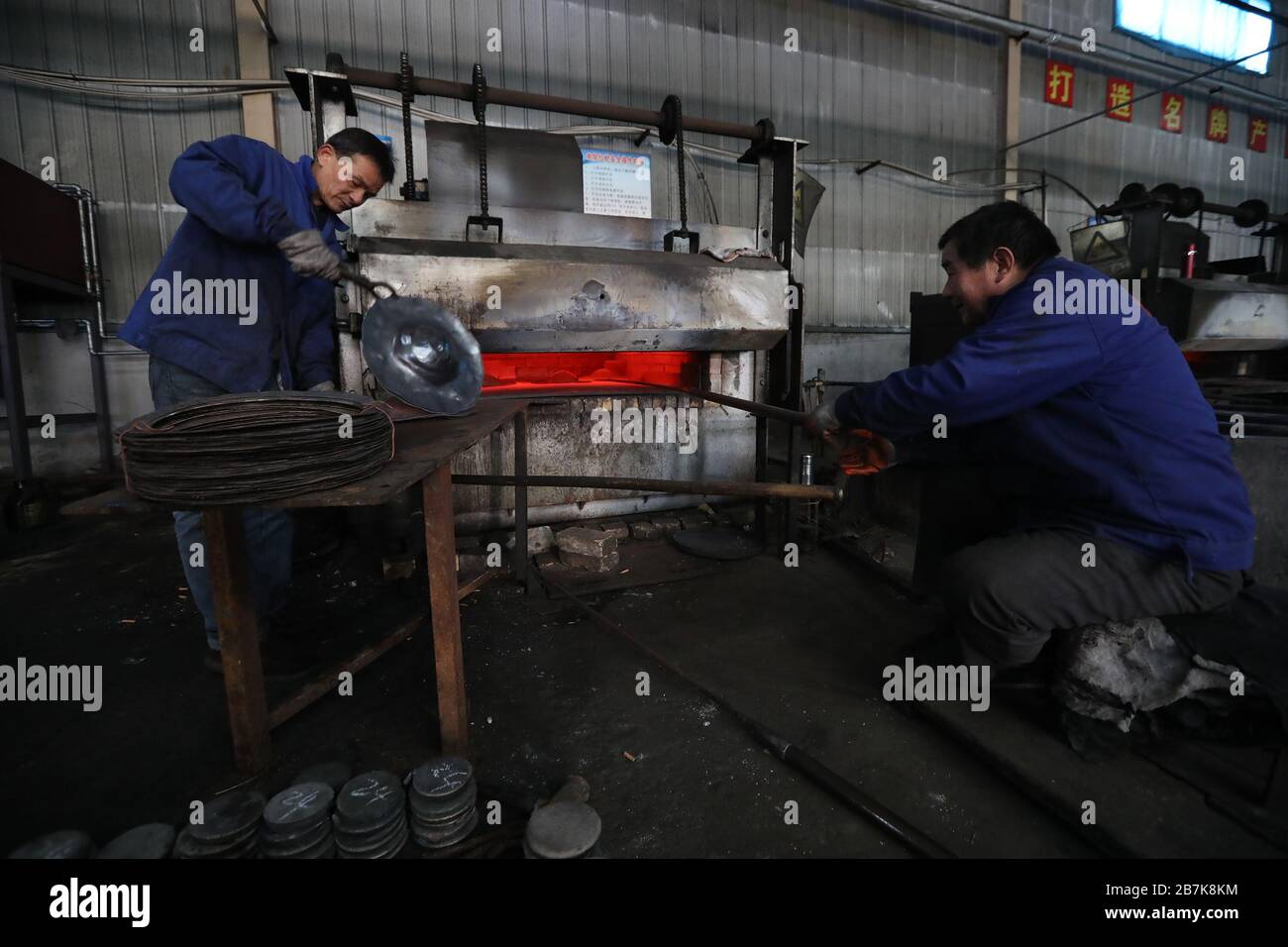 Drum making hi-res stock photography and images - Alamy