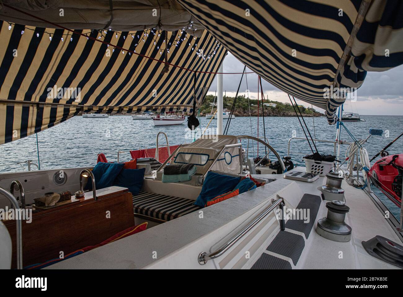 Sailing in the caribbean Stock Photo - Alamy