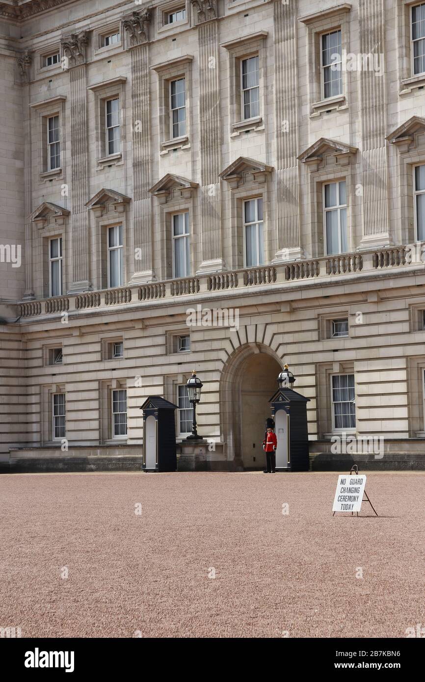London, UK - May 12, 2019: Sentry of the Grenadier Guards posted ...