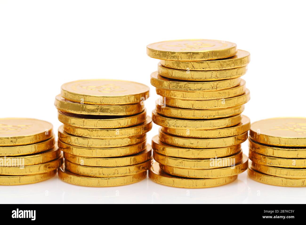 Gold colored coins hi-res stock photography and images - Alamy