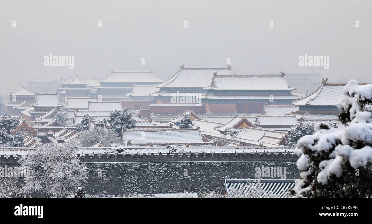 --File--View of the Forbidden City covered by snow in Beijing, China, 6 ...
