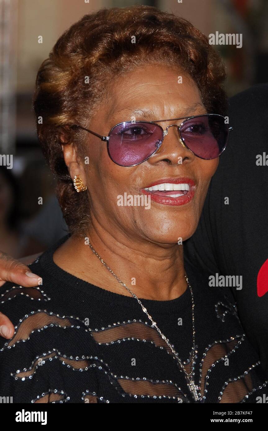 Dionne Warwick at the "Fame" Los Angeles Premiere held at the Pacific ...