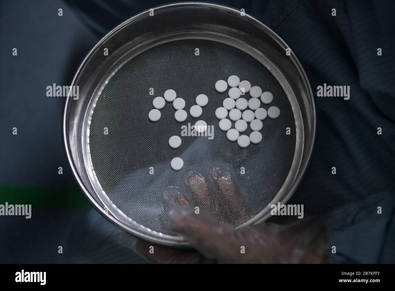 Arbidol hydrochloride hi-res stock photography and images - Alamy