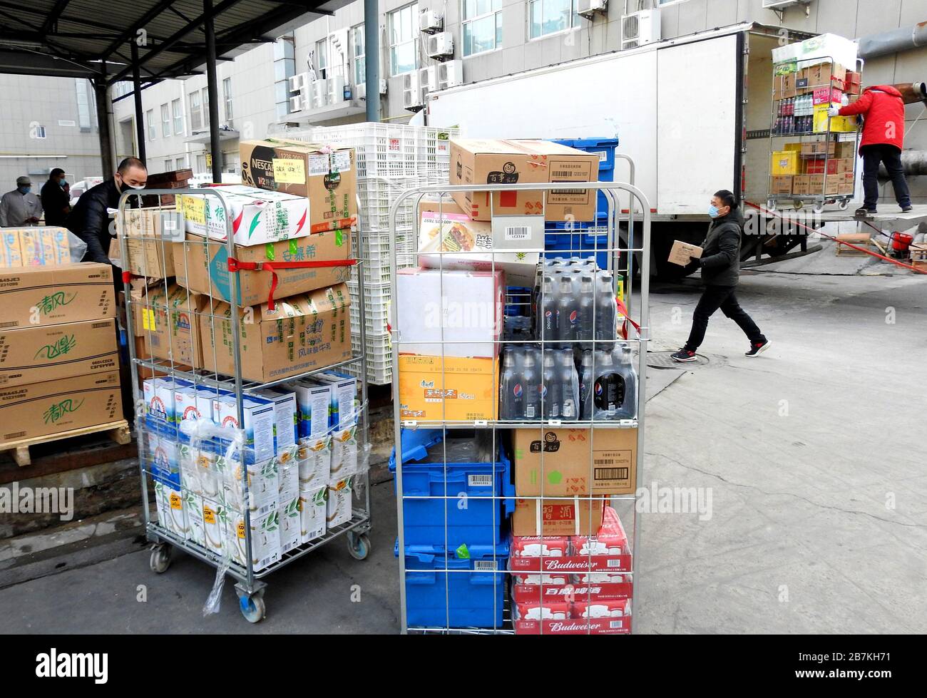 Supermarket warehouse storage hi-res stock photography and images - Alamy