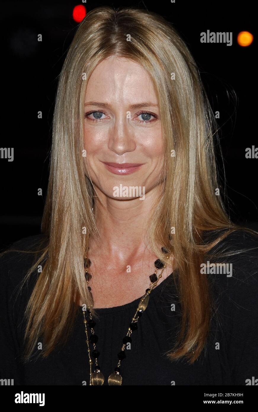 Kelly Rowan at the Los Angeles Premiere of "The Last Kiss" held at the ...