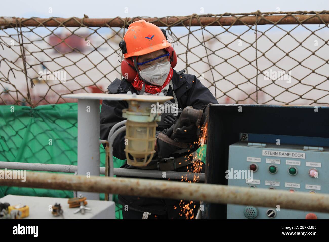 Zhoushan shipyard zhoushan hi-res stock photography and images - Alamy