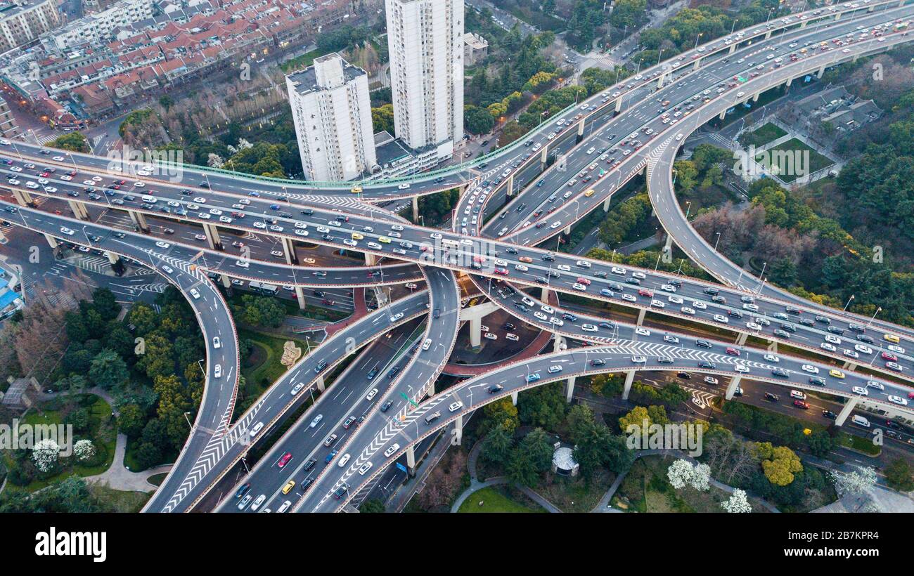 Chinese commute hi-res stock photography and images - Alamy