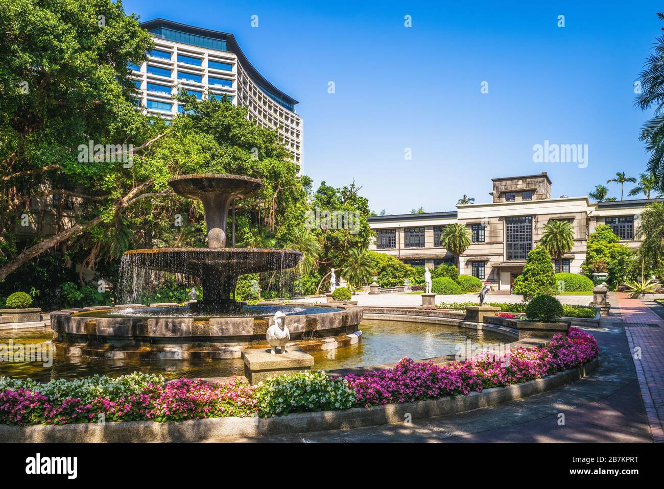 Chinese baroque architecture hi-res stock photography and images - Alamy