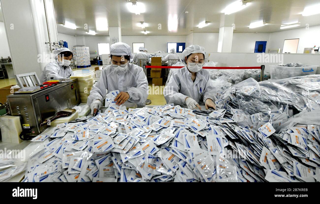 Production lines hi-res stock photography and images - Alamy