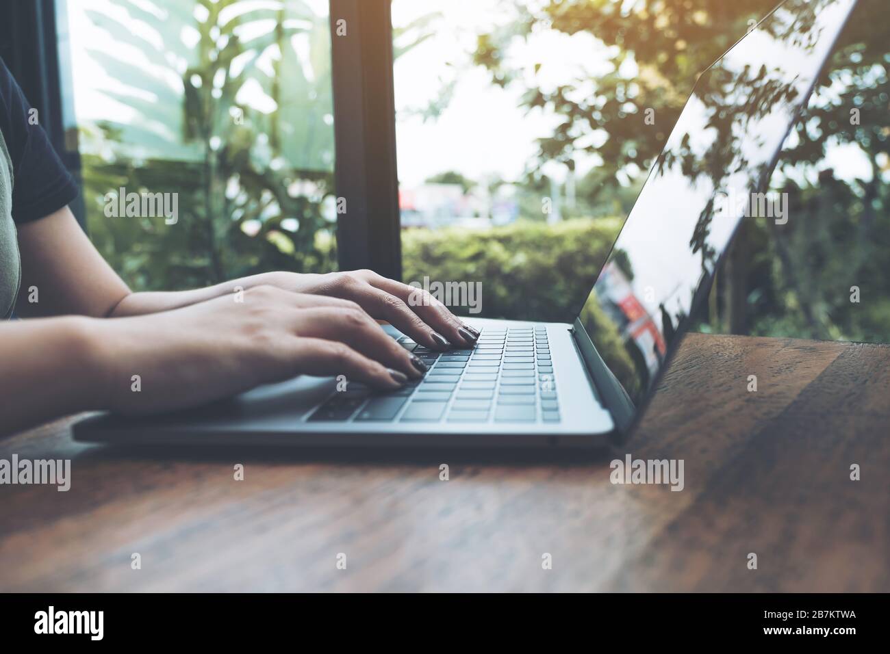 Female hands typing green screen hi-res stock photography and images ...